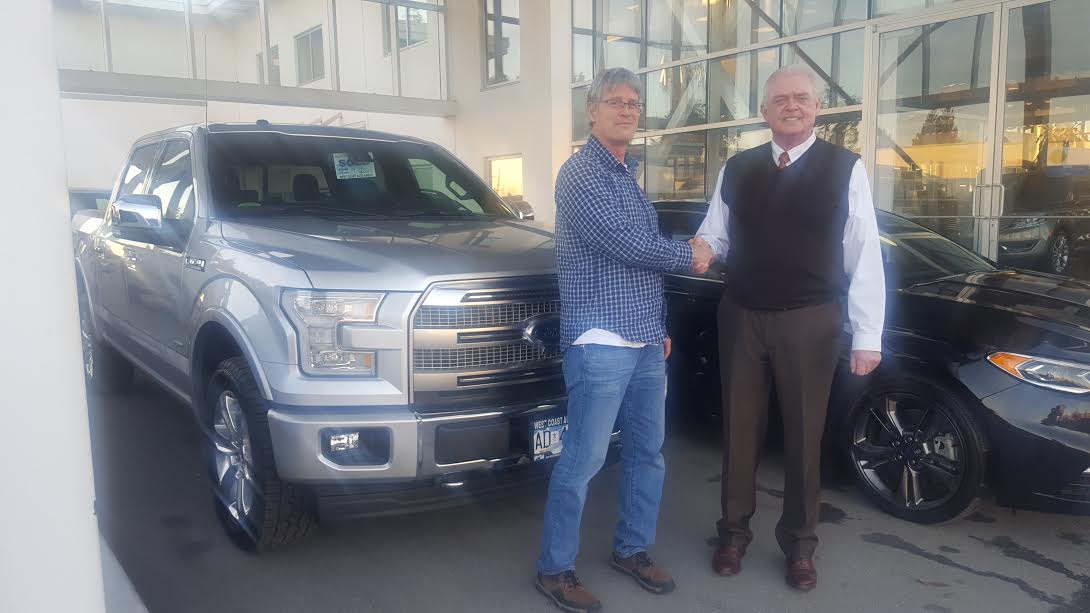 Greg Gets the Perfect Ford for His Family!