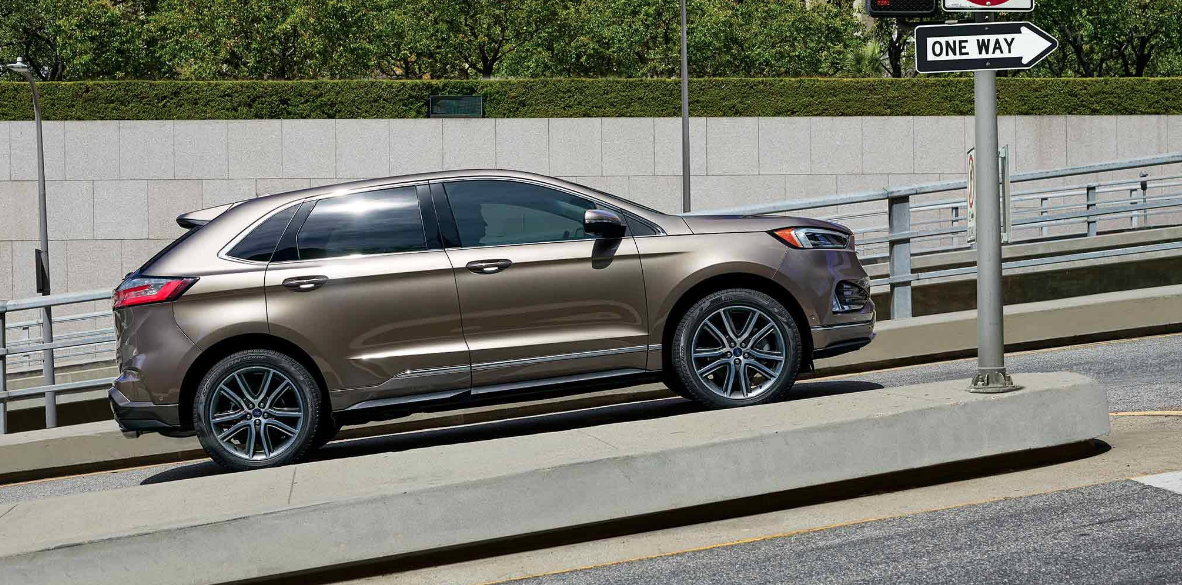 2019 Ford Edge Review